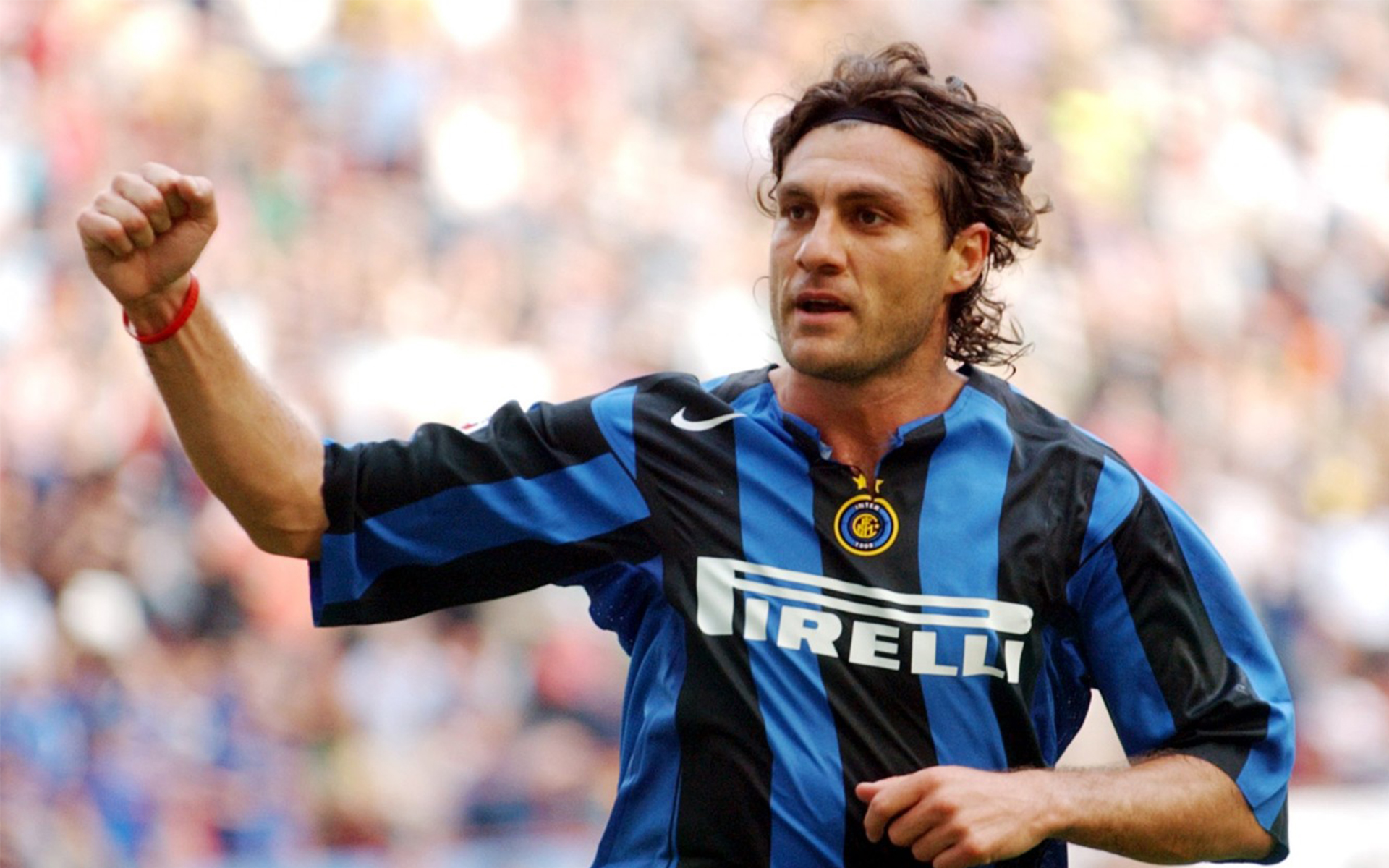 "Bobo" Vieri backs Western United with social post to Diamanti ...
