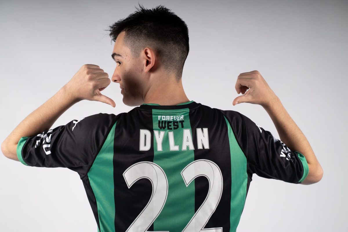 Dylan Campbell wins E-League title in Western United double