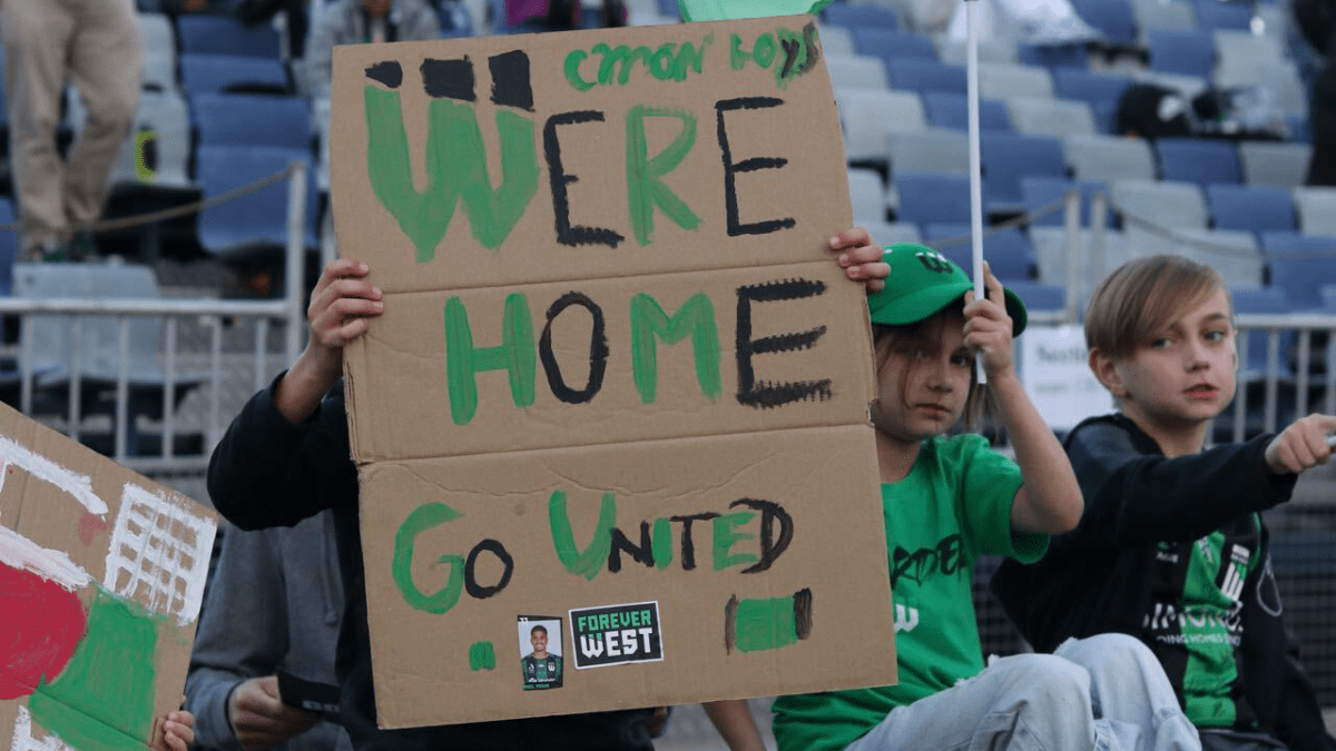 Prizes on offer for the best fan posters in Tarneit